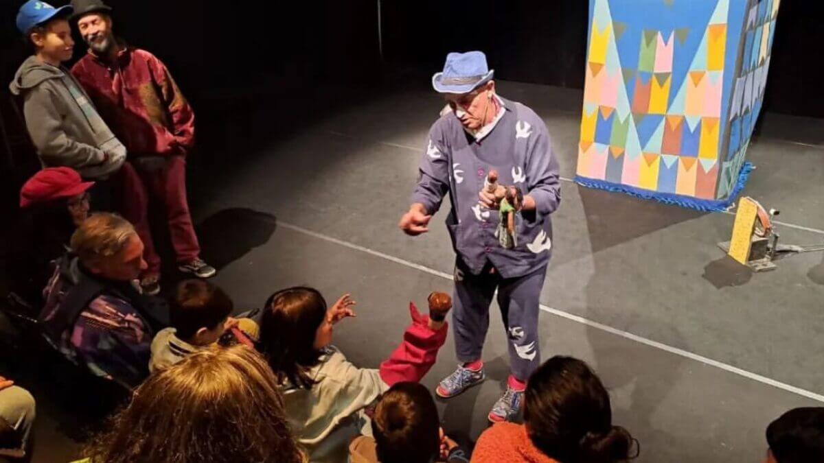 Teatro popular de bonecos mamulengo se apresenta em Florianópolis | CBN ...