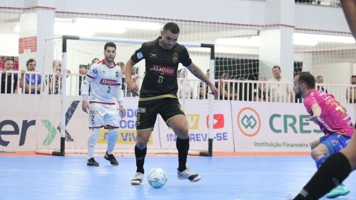 Entenda como será o julgamento que pode eliminar o Magnus da Liga ...